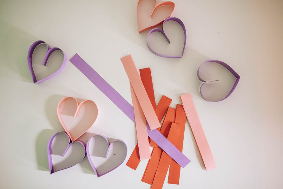 Hartjes knutselen - 5 leuke Valentijn ideeën voor kinderen - ps. Cheryl